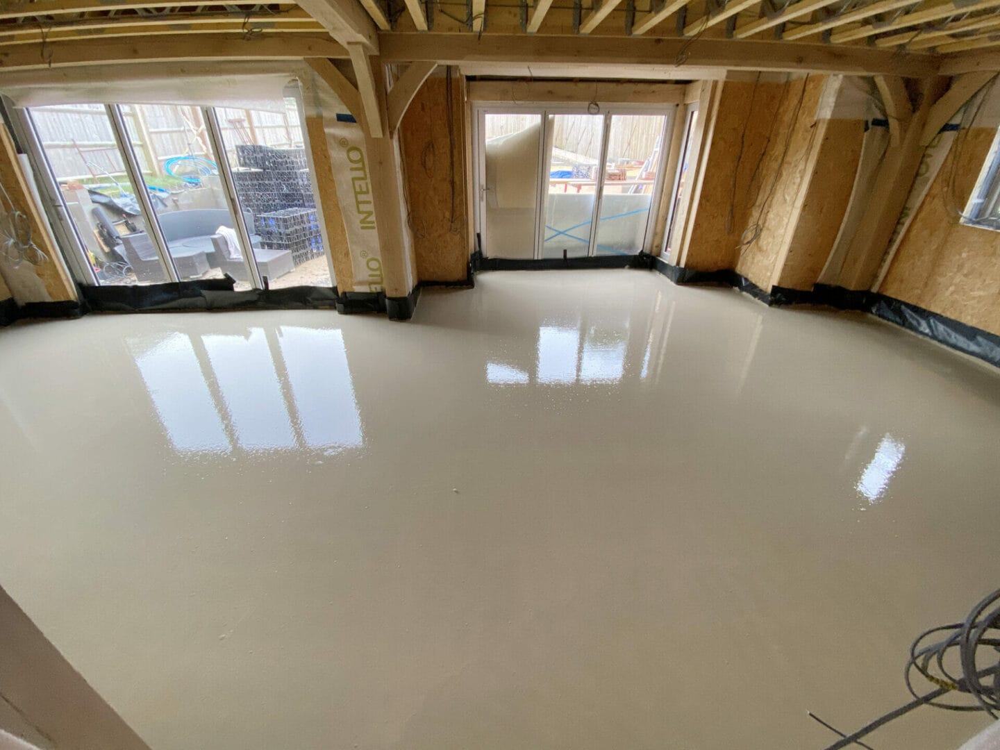 Liquid screeding Hampshire | Liquid screed Surrey | West Sussex